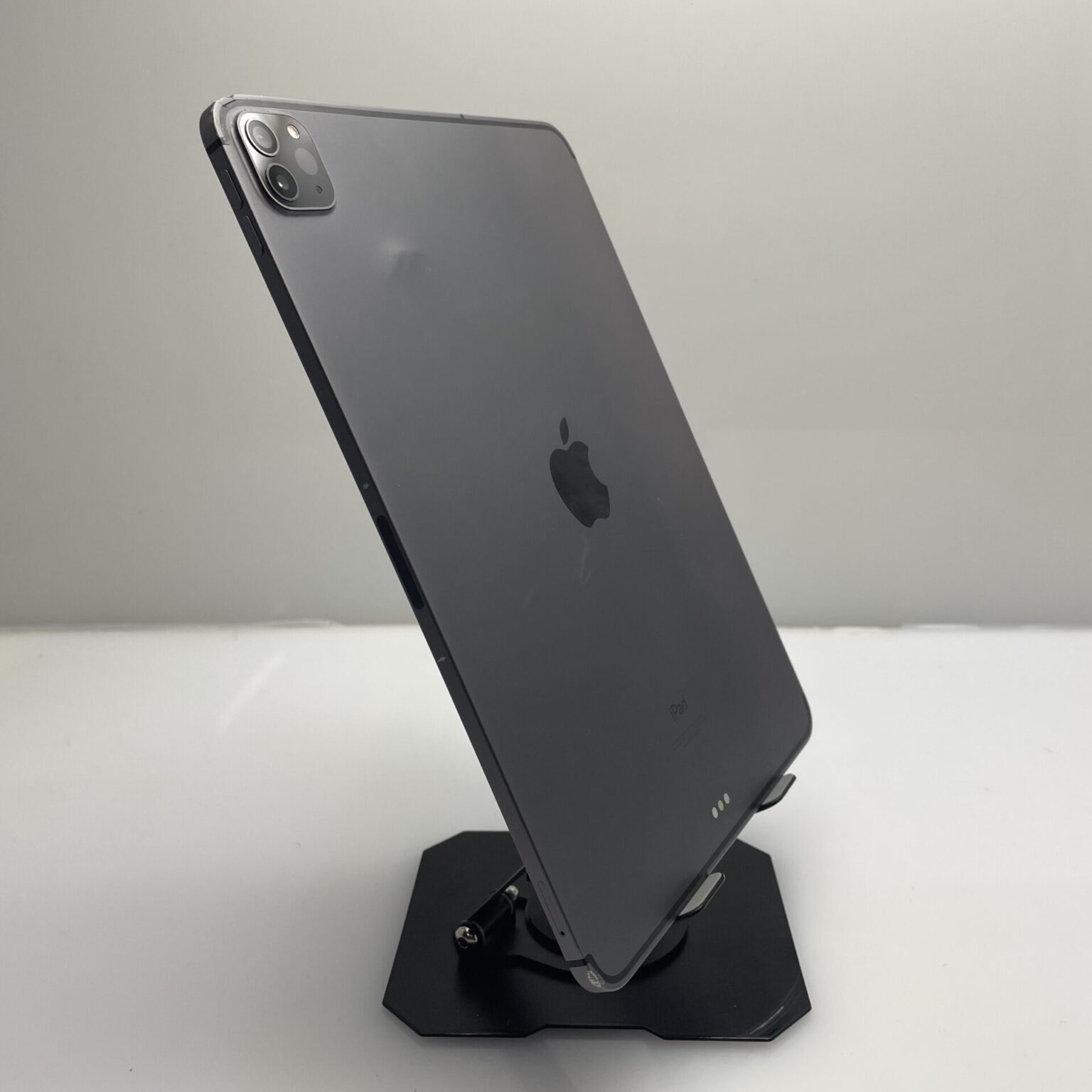 Apple iPad Pro 11" (WiFi/Cell Global-2nd Gen) 256GB Space Gray Grade B ...
