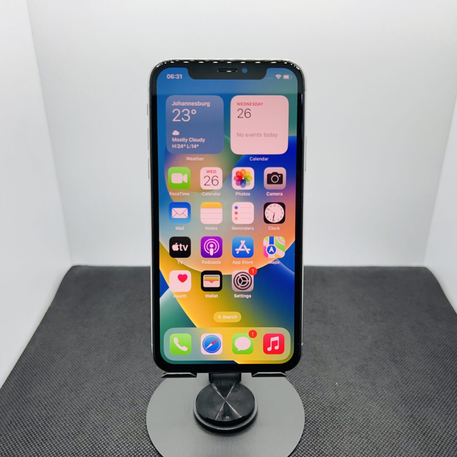 Apple iPhone X 256GB Silver – (Grade B) | Epic Deals SA