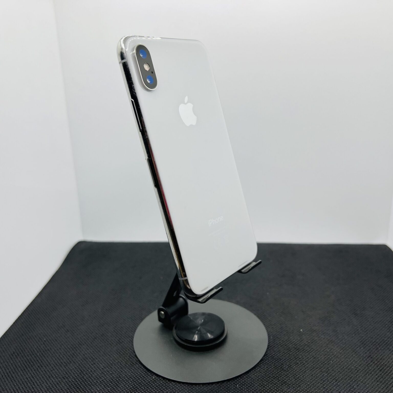 Apple iPhone X Silver 64GB – (Grade B) | Epic Deals SA