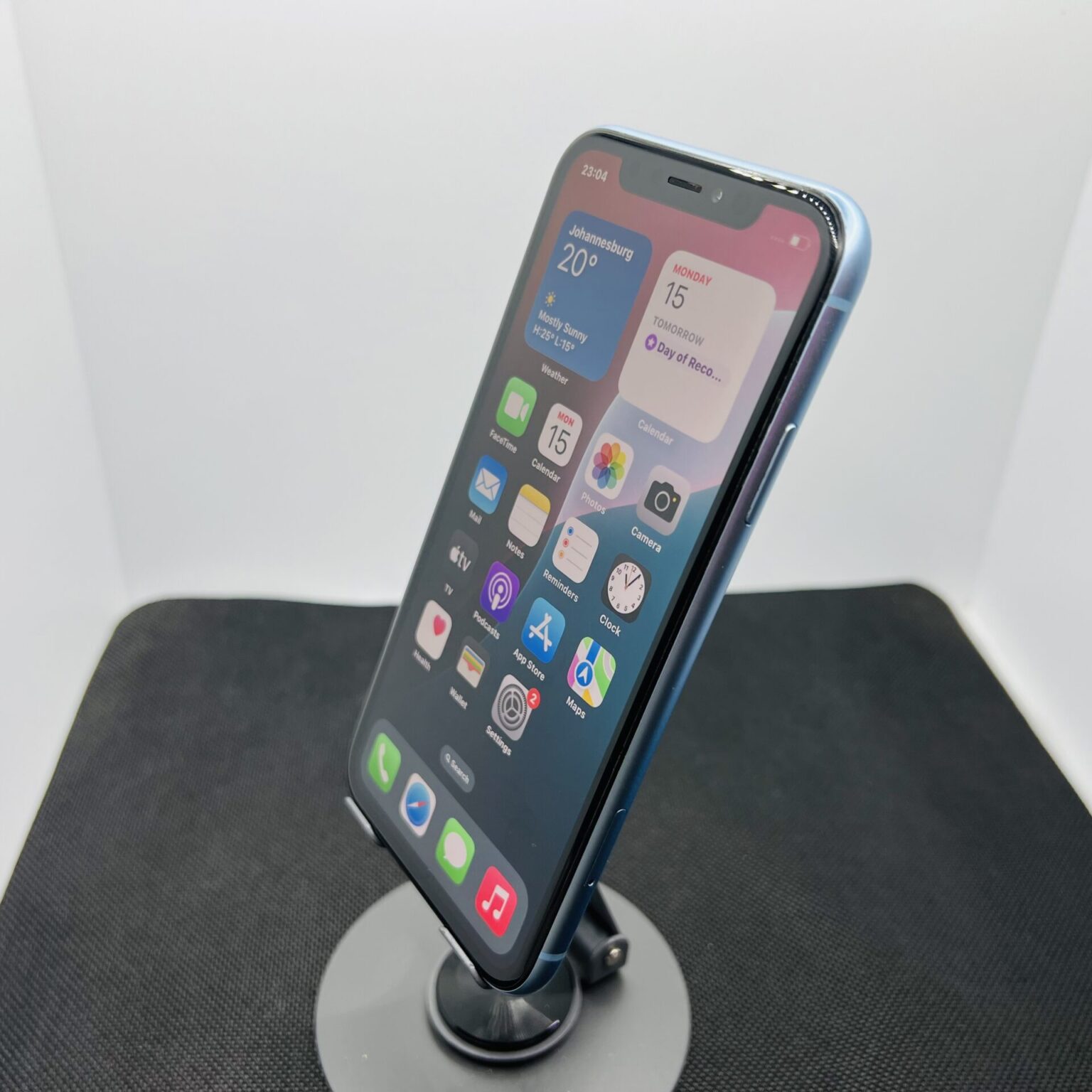 Apple iPhone XR 256GB Blue (Grade B) - Minor Bright Spots | Epic Deals SA