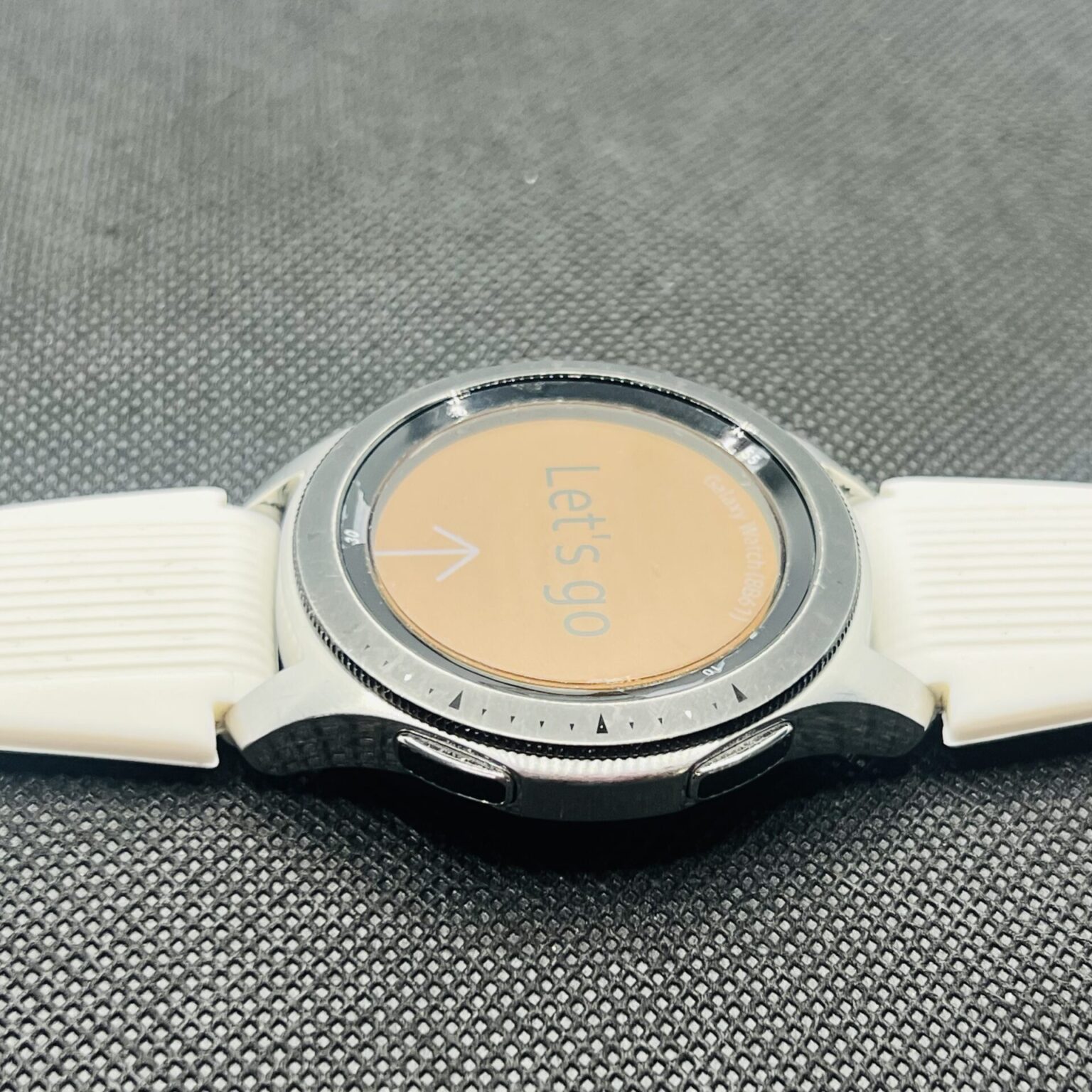 Galaxy Watch (SM-R800) 46mm Silver (Grade B) - With White Straps | Epic ...