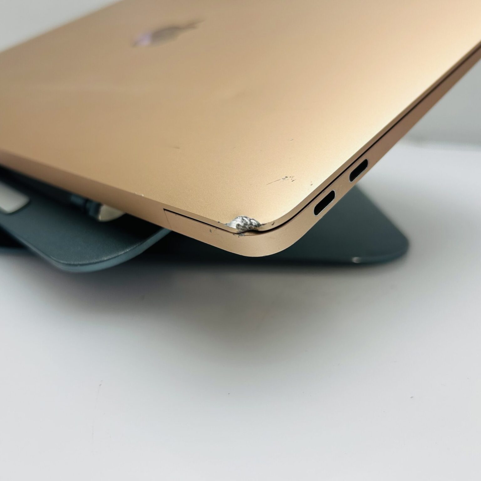 Apple MacBook Air “M1” 13-Inch 8CPU/7 GPU (2020) 8GB RAM 256GB SSD Rose ...