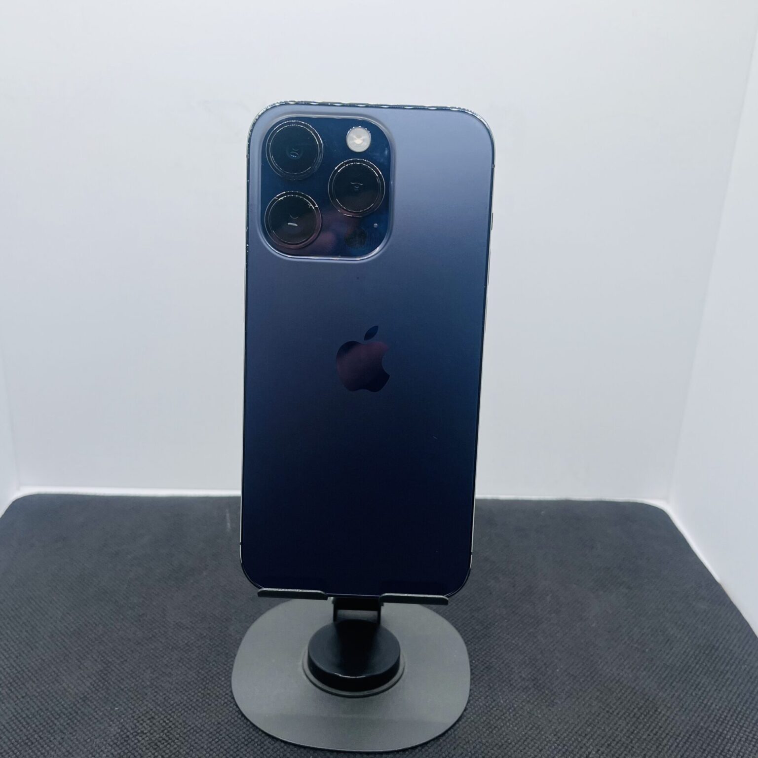 Buy Used Apple iPhone 14 Pro 128GB Deep Purple - (Grade B) eSIM Only ...