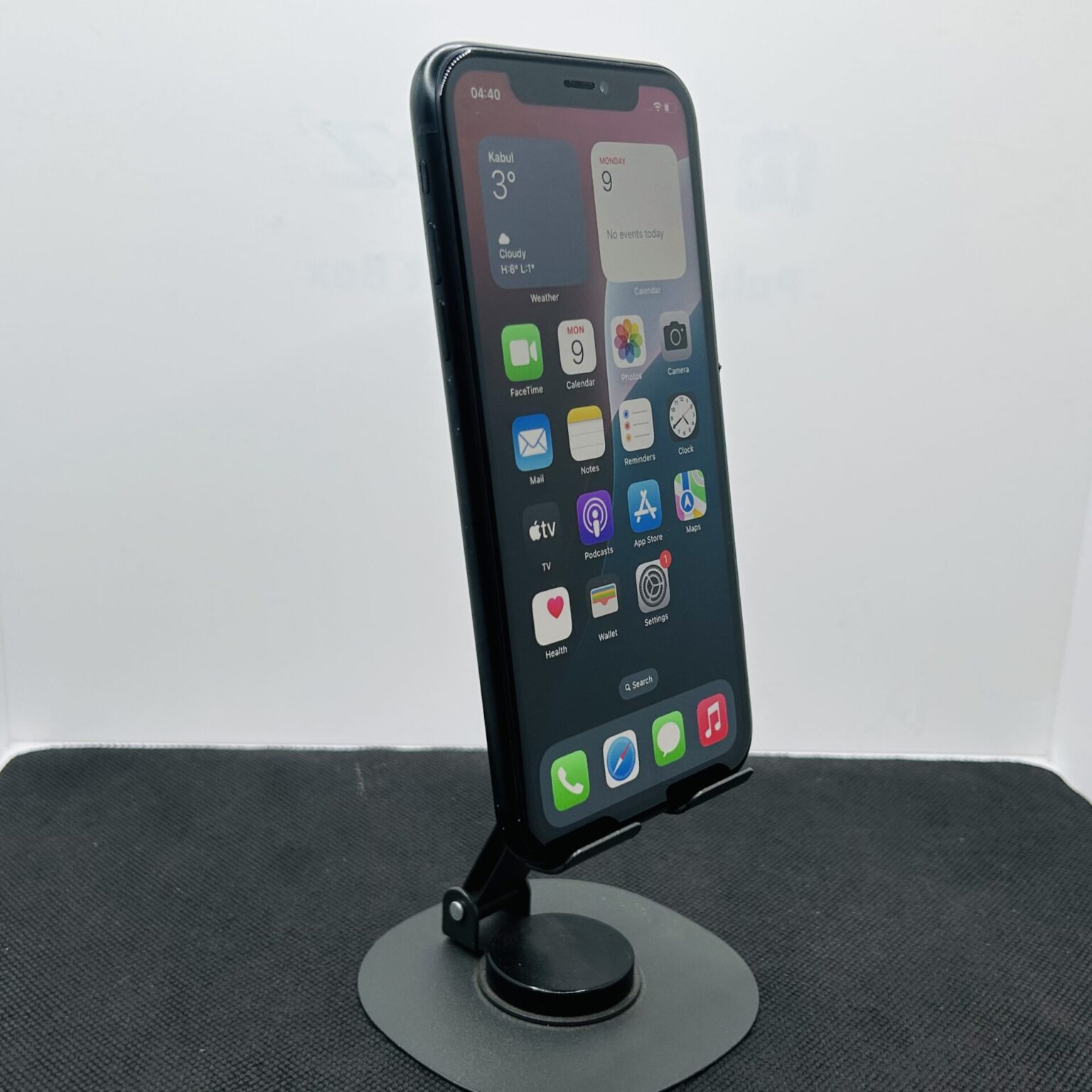 Apple iPhone XR 256GB Black - (Grade B) | Epic Deals SA