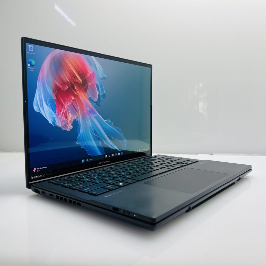 Asus Zenbook UX8406M "Core Ultra 7" 3.80GHz 16GB RAM 1TB SSD NVMe Black ...