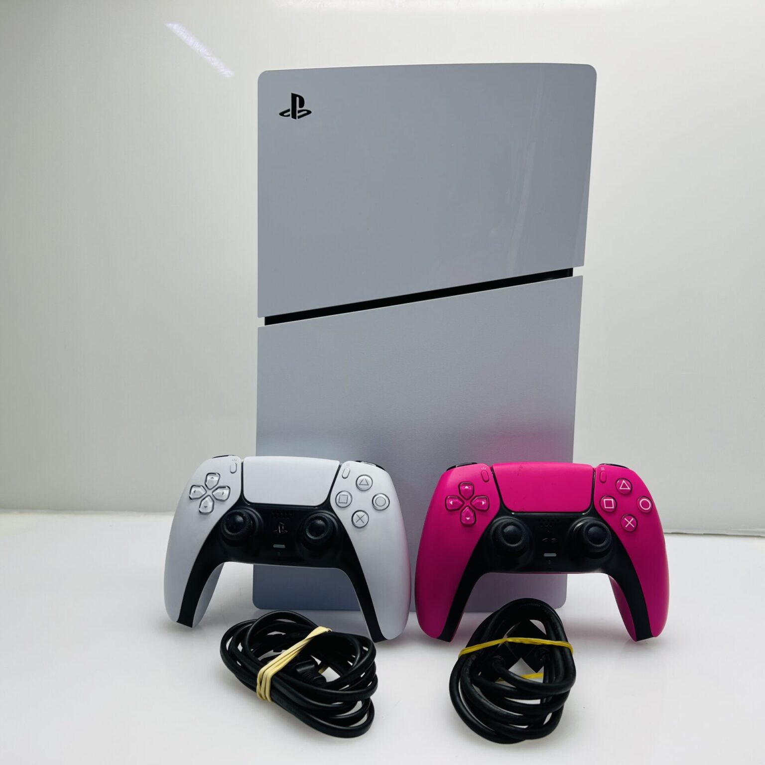 Sony Playstation 5 Slim Physical Disk Edition 1TB White + 2 Controllers ...